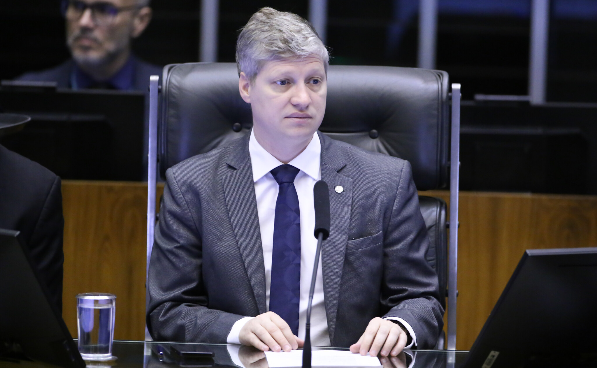 Marcel van Hattem defende liberdade de expressão e critica uso político ...